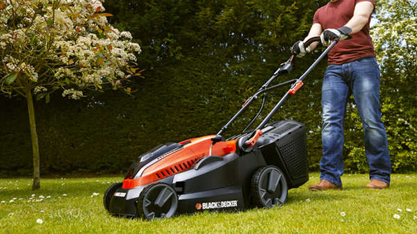 Quelles sont les meilleures tondeuses de l'année